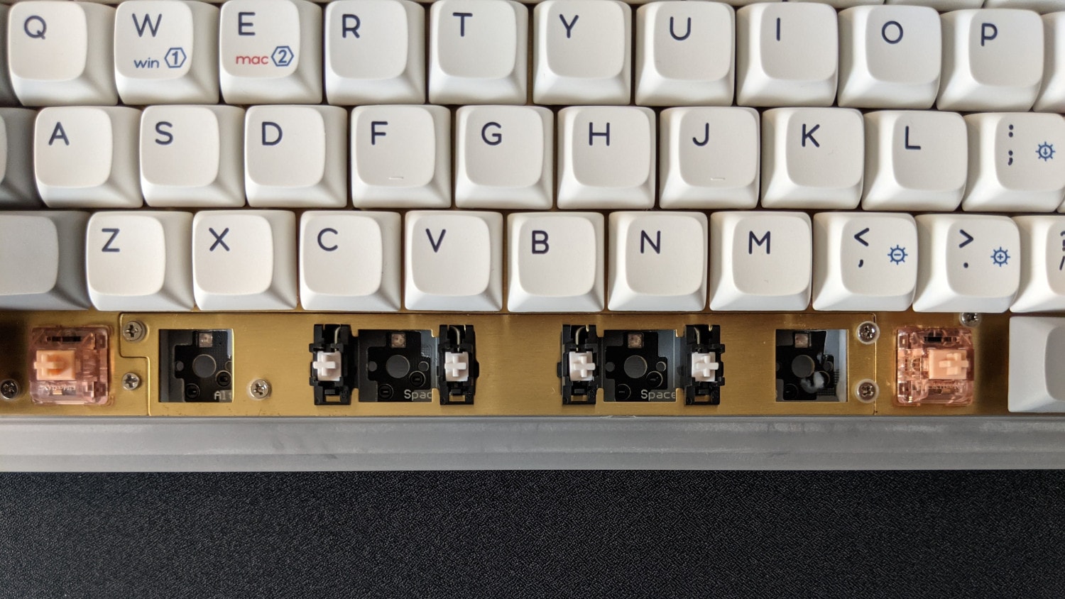 Skyloong DIY GK61 Review: Solid Keyboard, but Choose Wisely – Voltcave